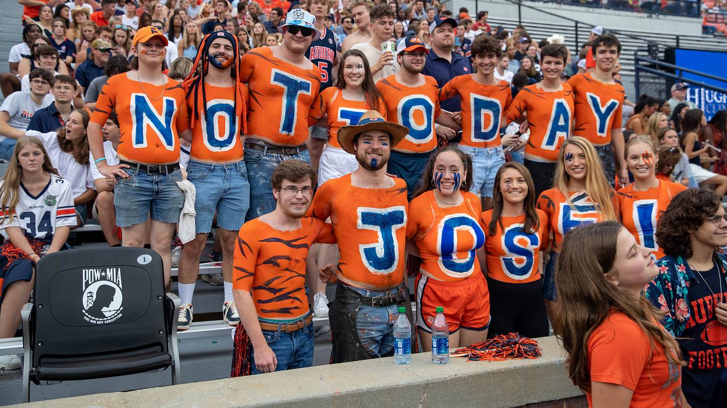Auburn Twitter is ready for another game day - Sports Illustrated ...