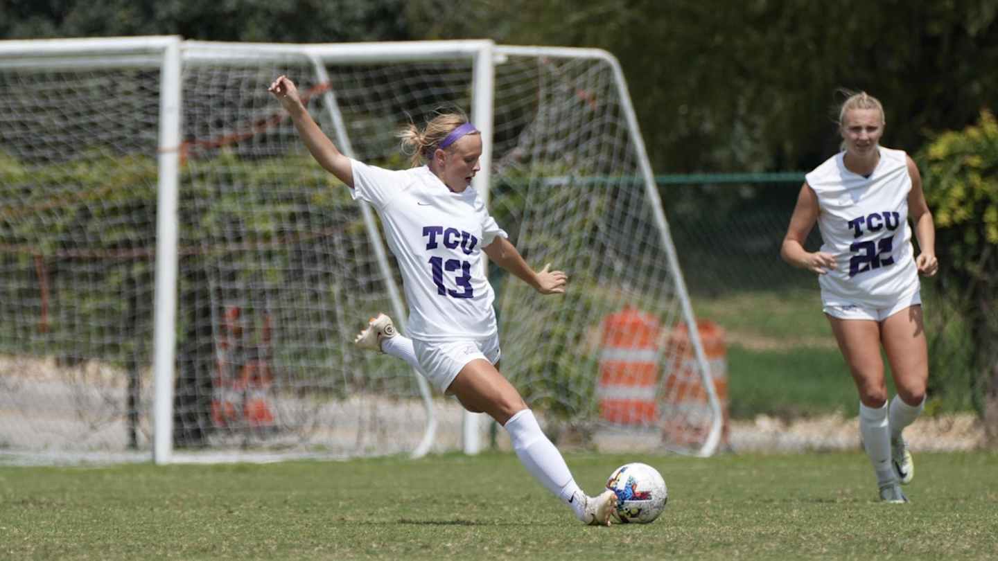 TCU Women’s Soccer: Isgrig, Bright lead the Frogs to 3-0 victory ...
