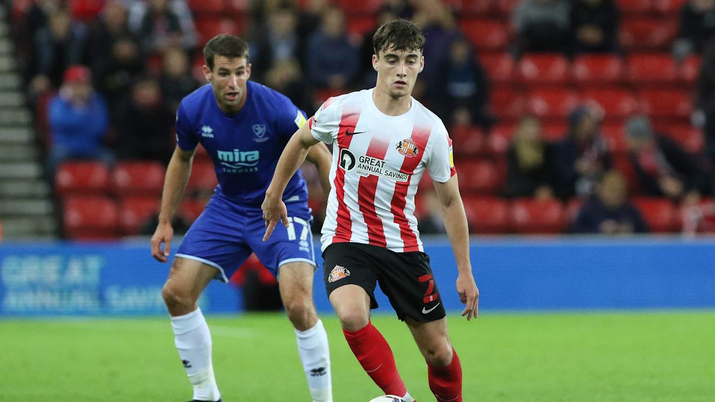 Tony Mowbray compares Sunderland defender to Luke O'Nien: 'He is an ...
