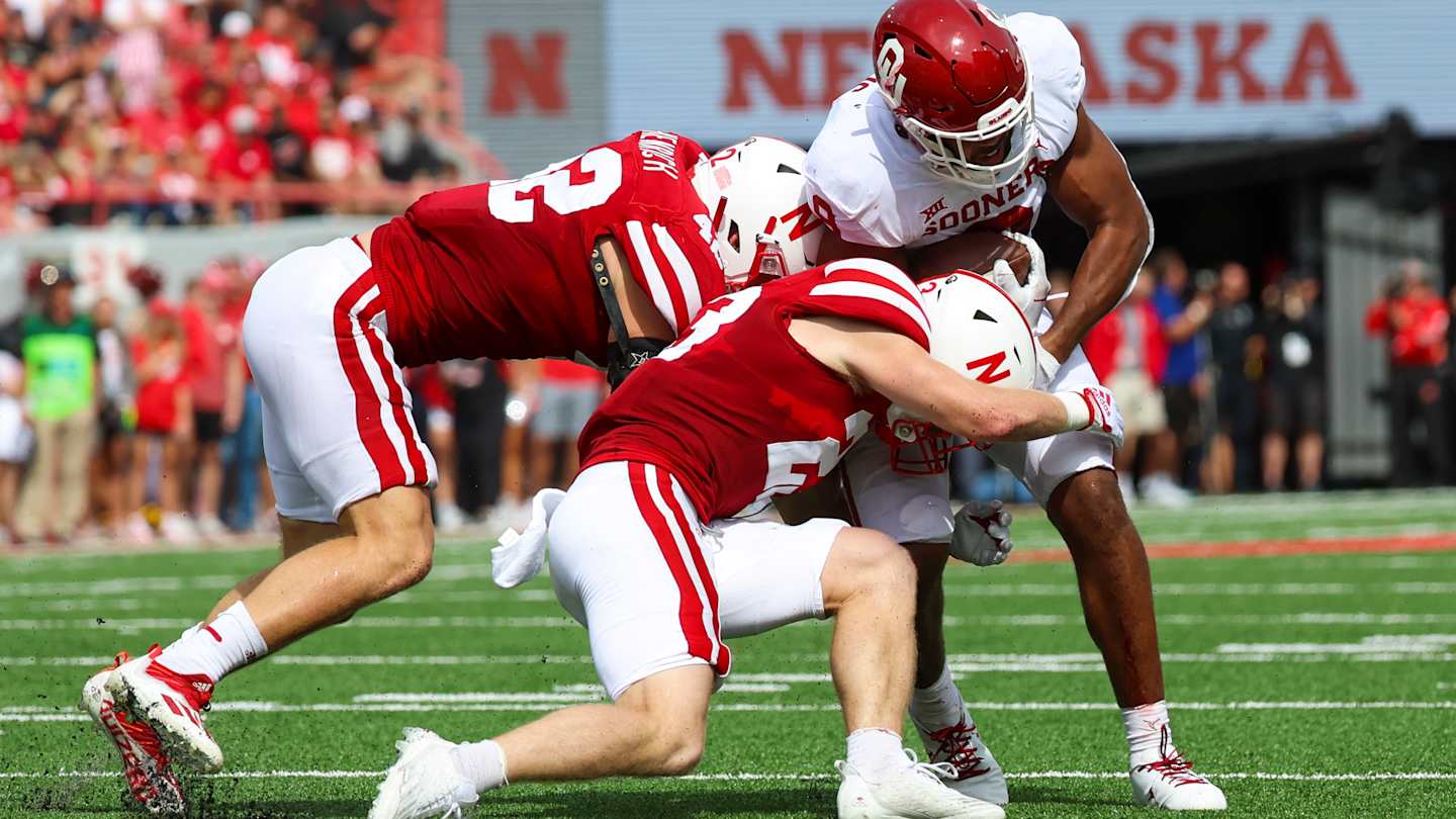 Oklahoma TE Brayden Willis Added College Quarterback to his Resumé ...
