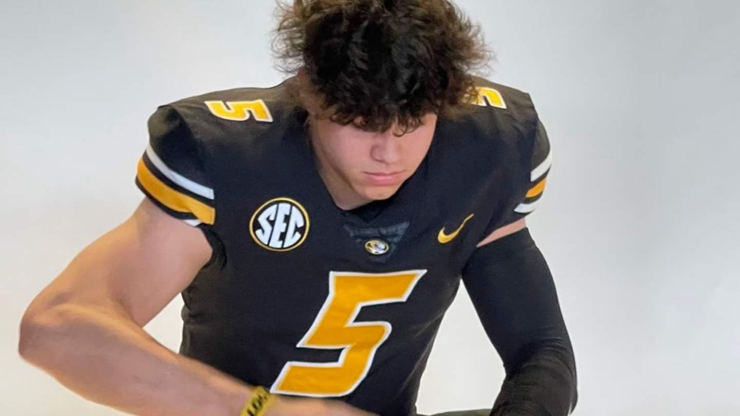 UW Offers Extra Swift Receiver from Missouri - Sports Illustrated ...