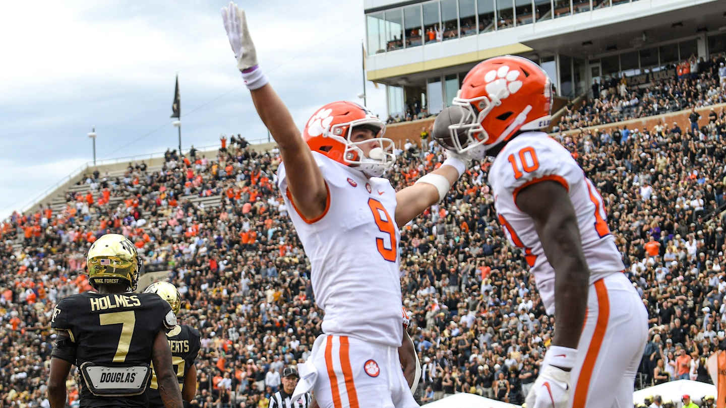 No. 5 Clemson Tigers Survive No. 21 Wake Forest in Overtime - Sports Illustrated Clemson Tigers ...