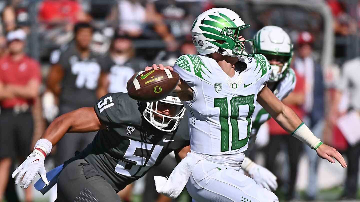 Pac-12 football scores, updates: Oregon Ducks rally to beat Washington ...