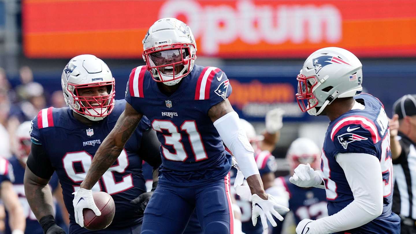 Jonathan Jones and Jamel Dean have been graded well so far this season ...