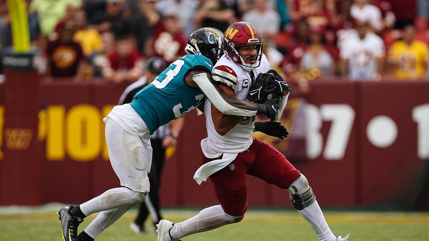Jacksonville Jaguars' Devin Lloyd Named Defensive Rookie of September ...