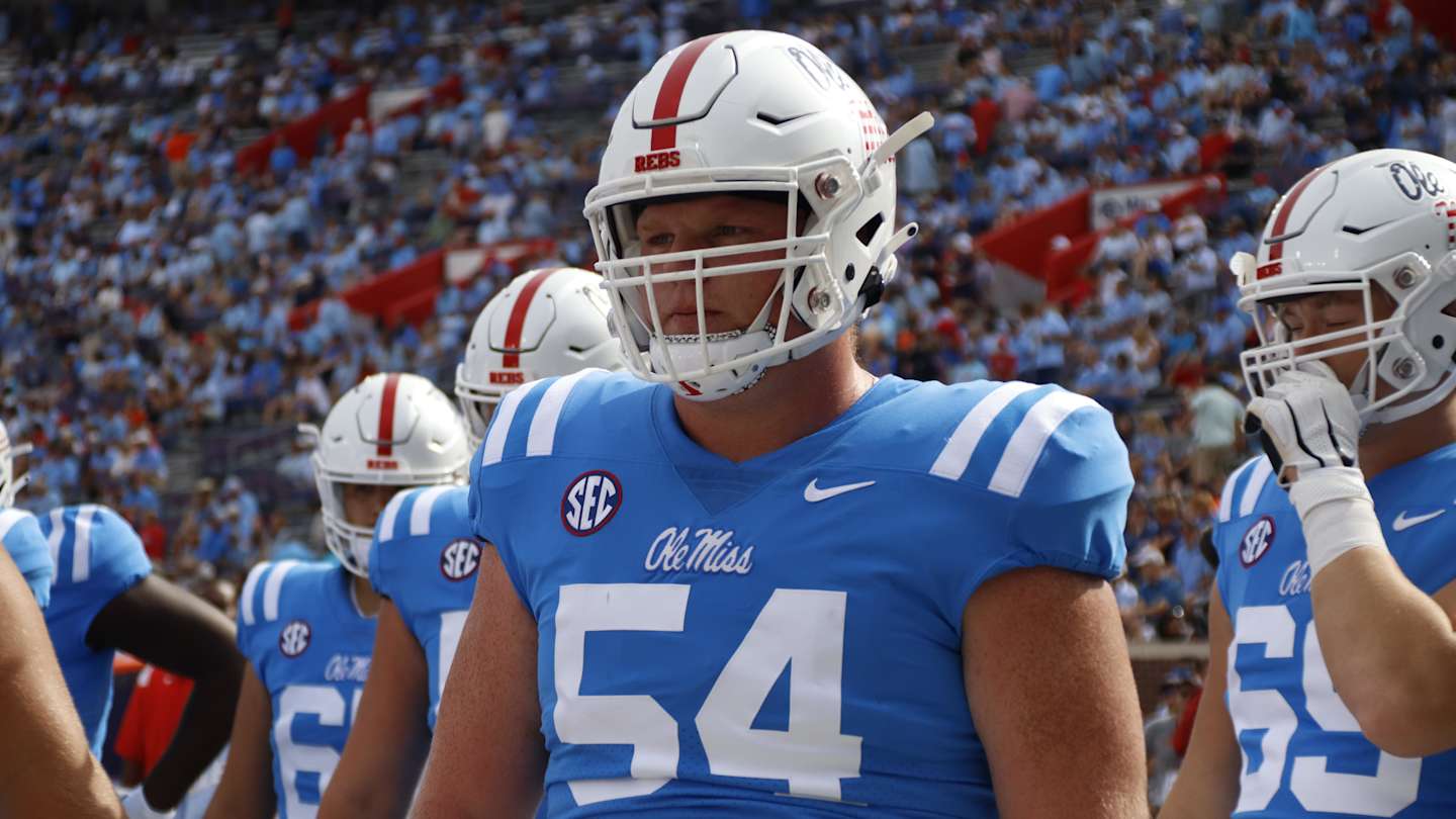 'Everything's Good To Go': Ole Miss Rebels' Caleb Warren Reveals Status ...