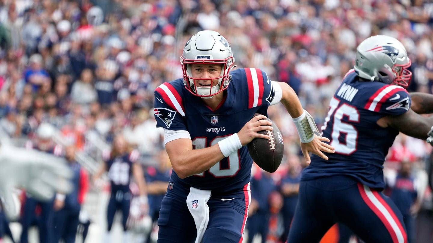 Are Things Souring Between Mac Jones and the Patriots? Bama in the NFL ...