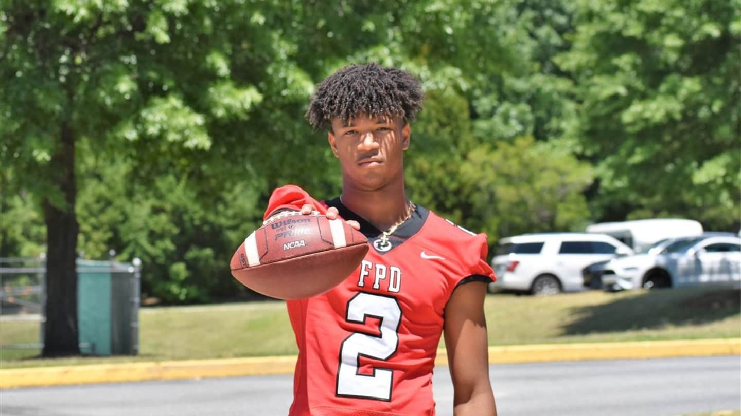 Georgia Tech Can Build Its 2024 Class Around Four-Star QB Jakhari ...