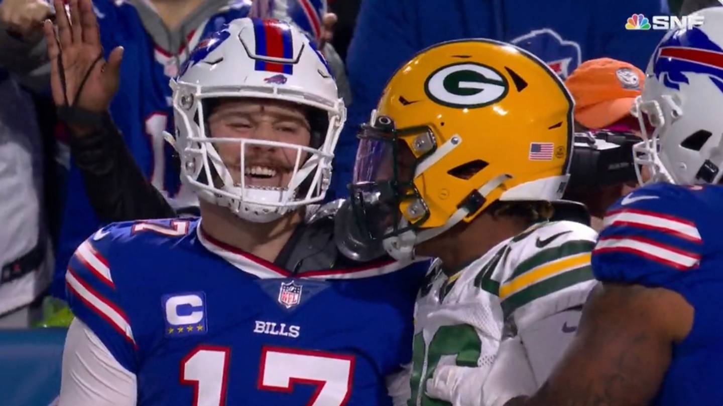 Joshing VIDEO: Buffalo Bills QB Josh Allen Laughs In Face of Green Bay ...