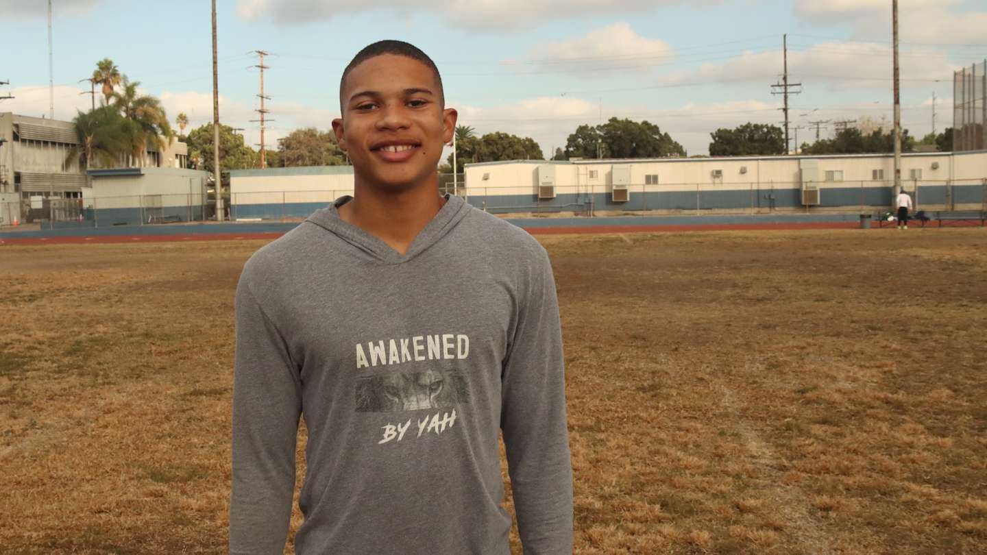 Oregon Football Recruiting: 2025 Quarterback Husan Longstreet Reacts to ...