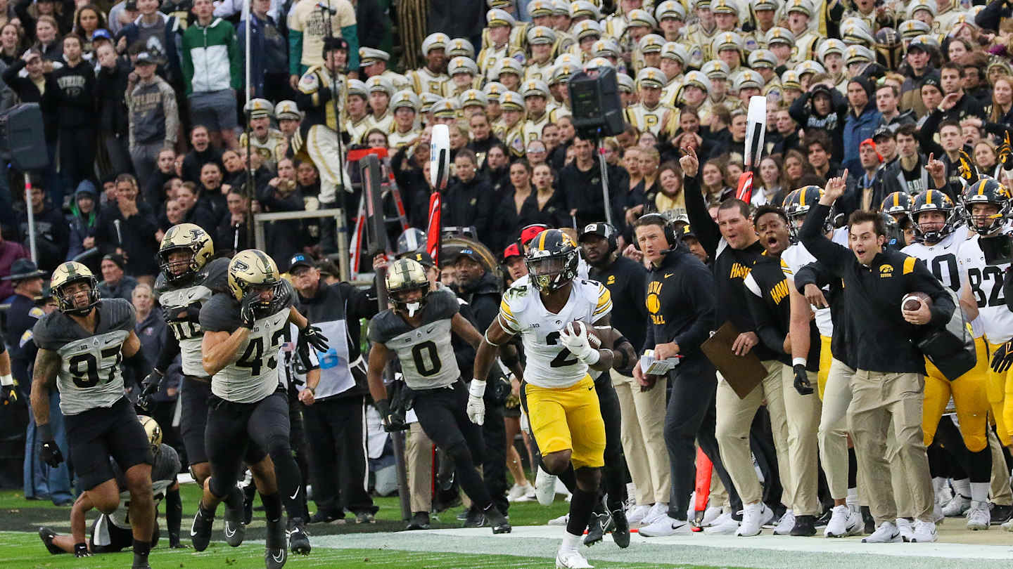 HN Radio Show - Just Keep Winning - Sports Illustrated Iowa Hawkeyes ...