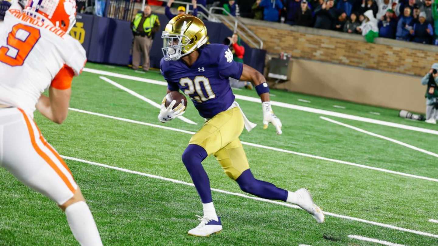 Benjamin Morrison Named The Walter Camp Defensive Player of the Week ...