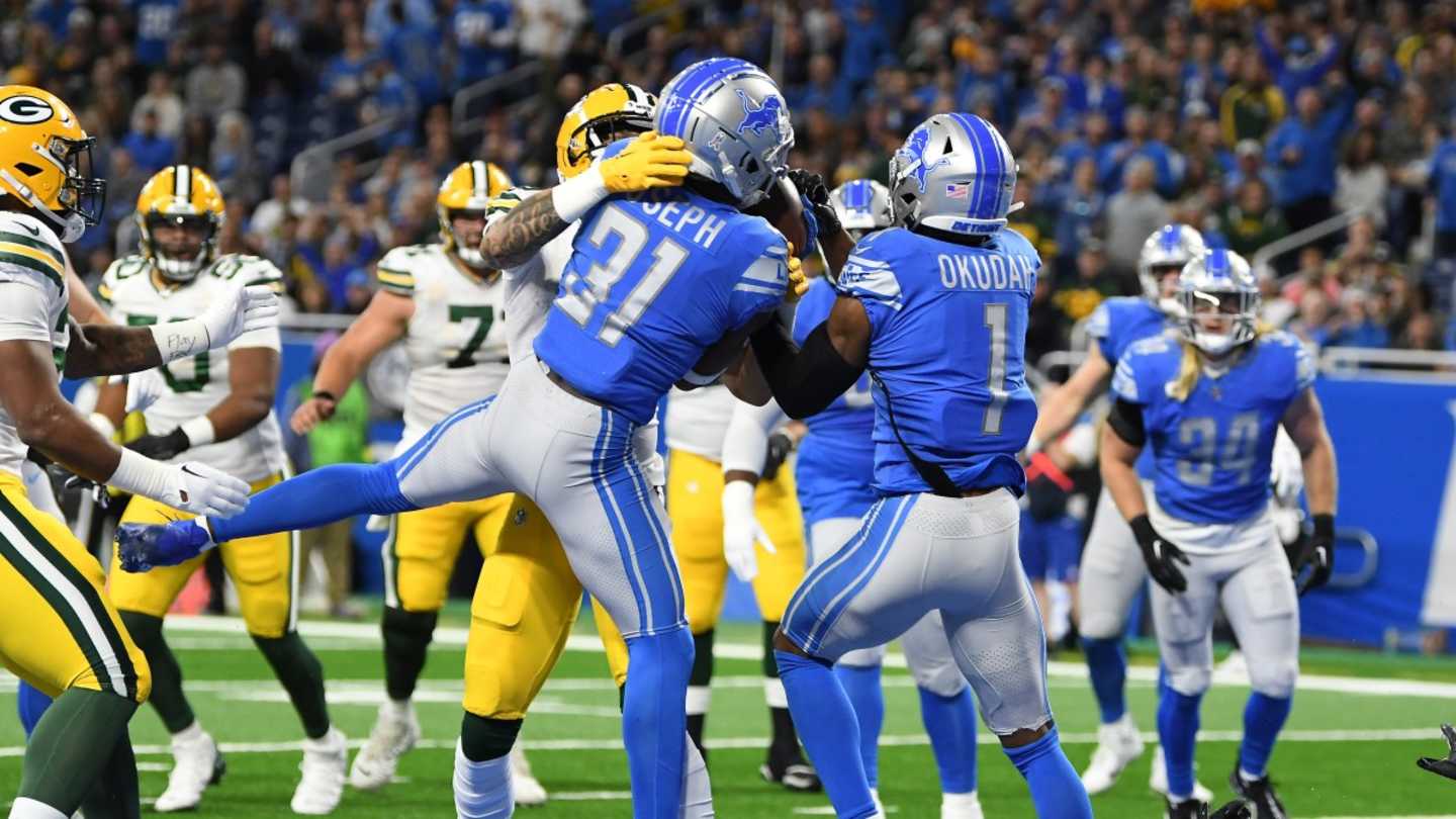 Aaron Rodgers Throws First Goal-Line Interception of Career vs. Lions ...