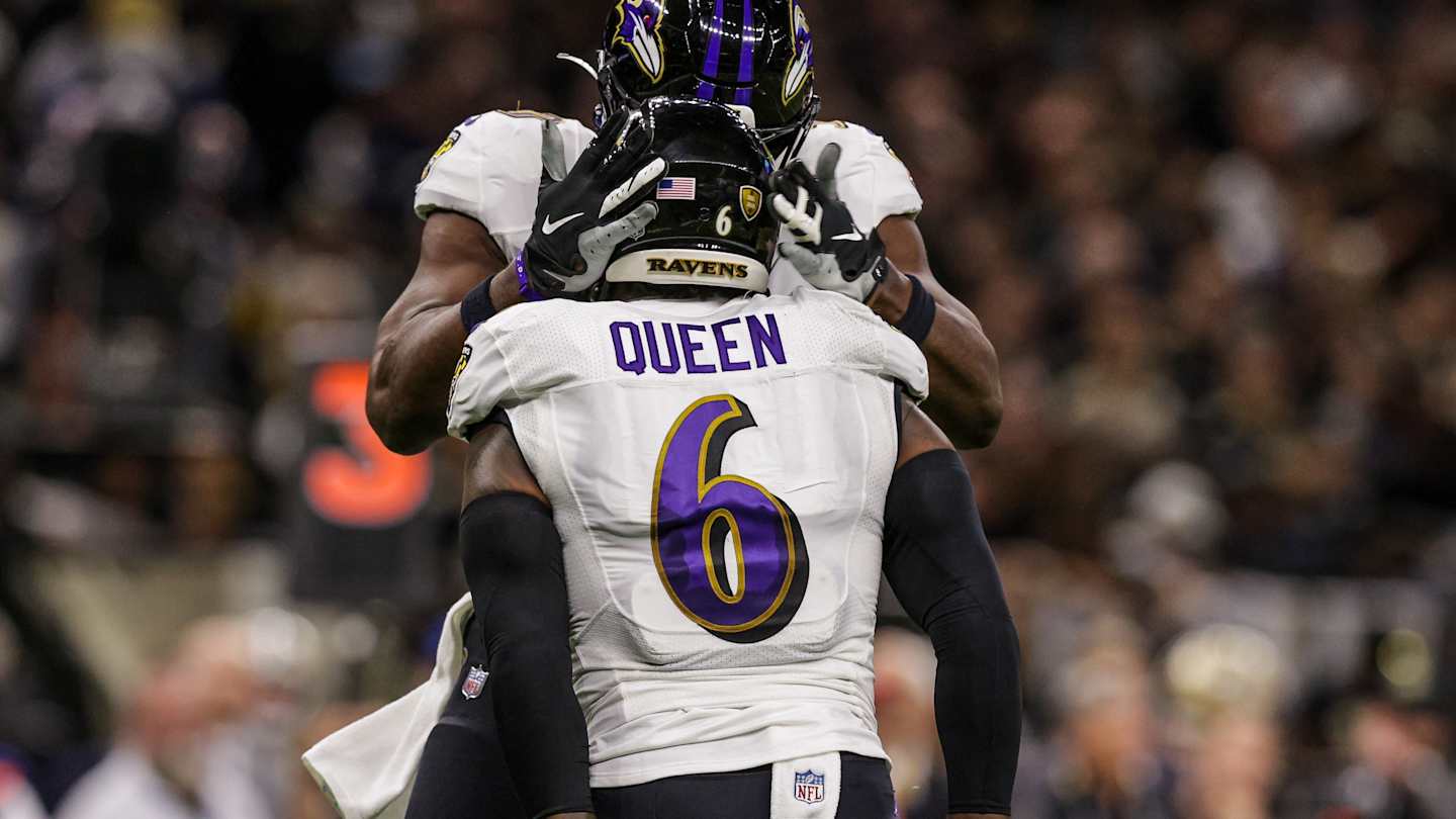 Patrick Queen's Pregame Outfit Honored Lil Wayne - Sports Illustrated ...