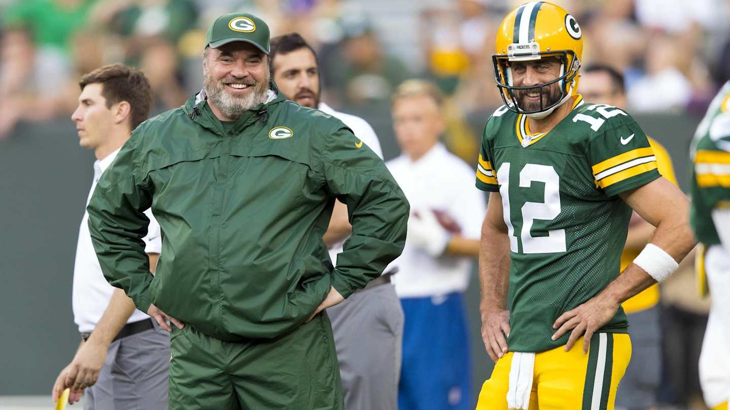 Aaron Rodgers Says He’ll Give Mike McCarthy ‘a Big Old Hug’ Sunday ...