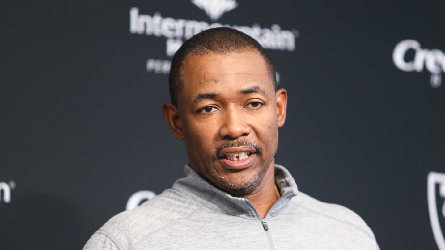 Las Vegas Raiders DC Patrick Graham week 10 update - Sports Illustrated ...