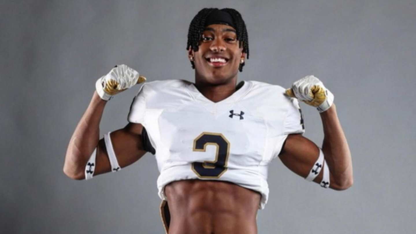 Cornerback Karson Hobbs Commits To Notre Dame - Sports Illustrated ...