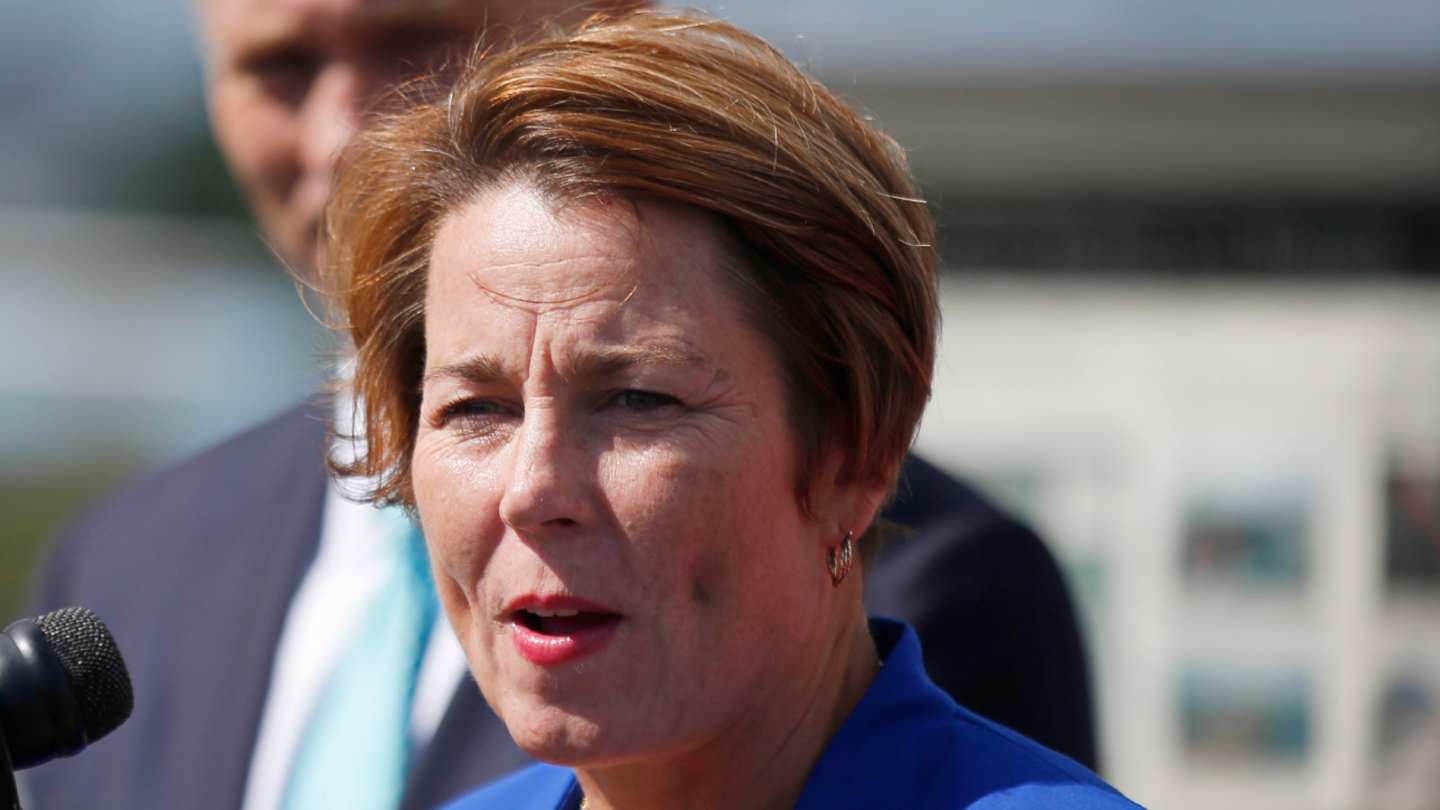 Former Harvard Basketball Star Maura Healey Elected Mass. Governor ...