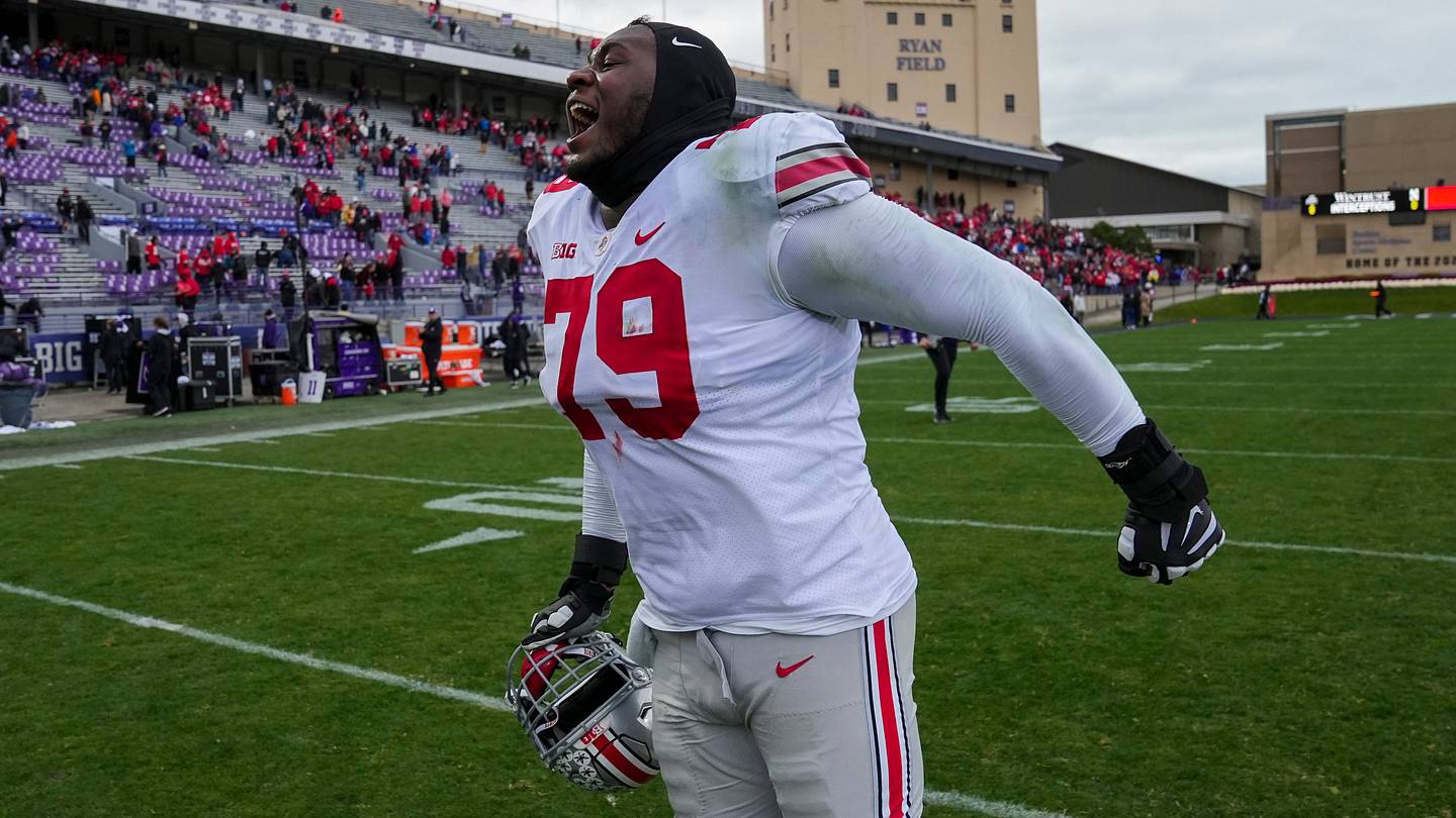 Cleveland Browns Unveil Former Ohio State Buckeyes OLs Dawand Jones ...
