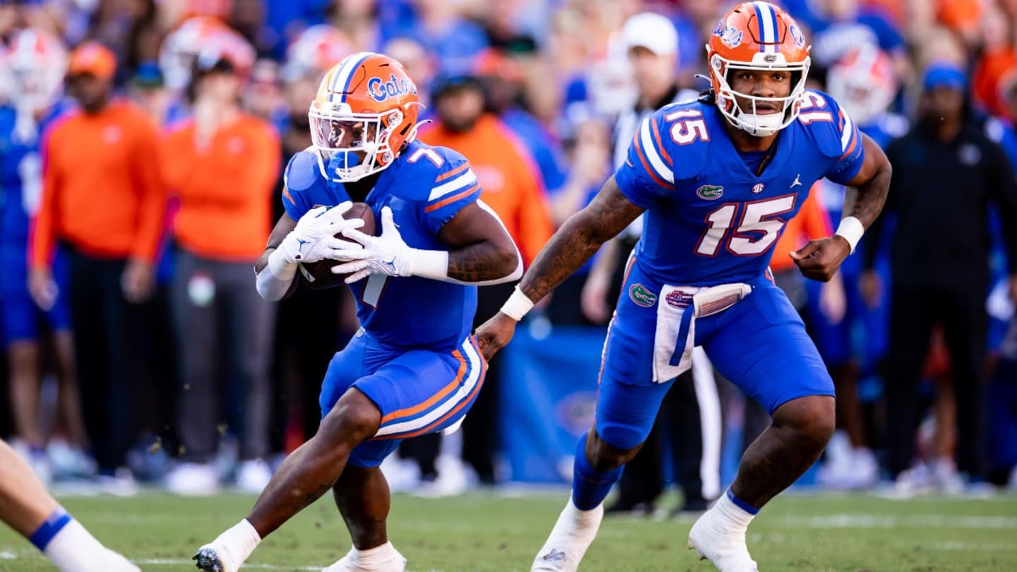 Gators Running Over Gamecocks in First Half, Lead 24-6 - Sports ...