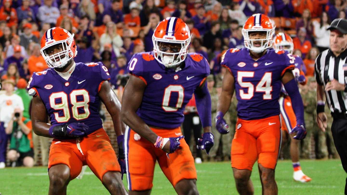 Clemson Tigers' Defense Rises to Challenge In Win Over Louisville ...