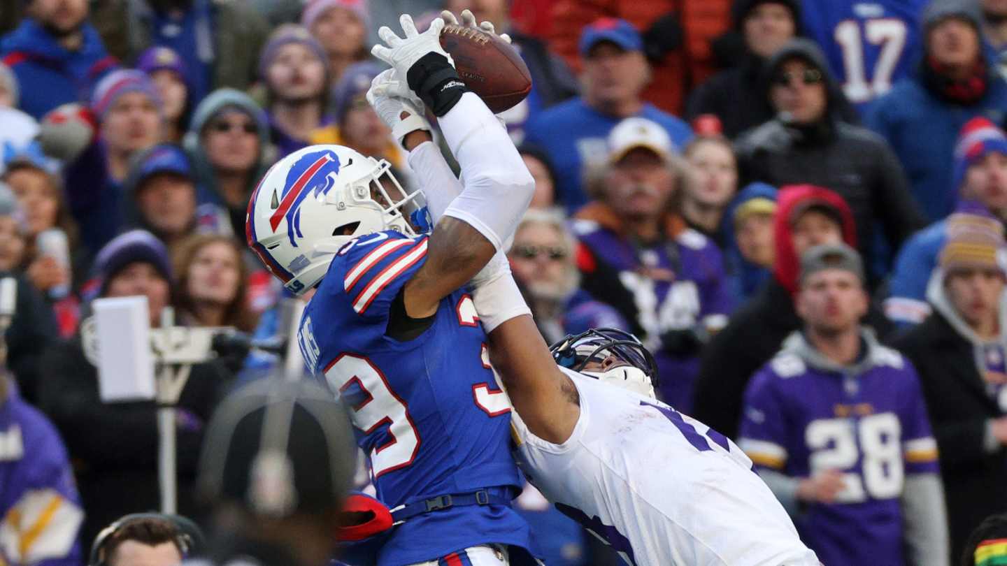 Justin Jefferson Catch: Gloves from Unreal Play to be Displayed at HOF ...