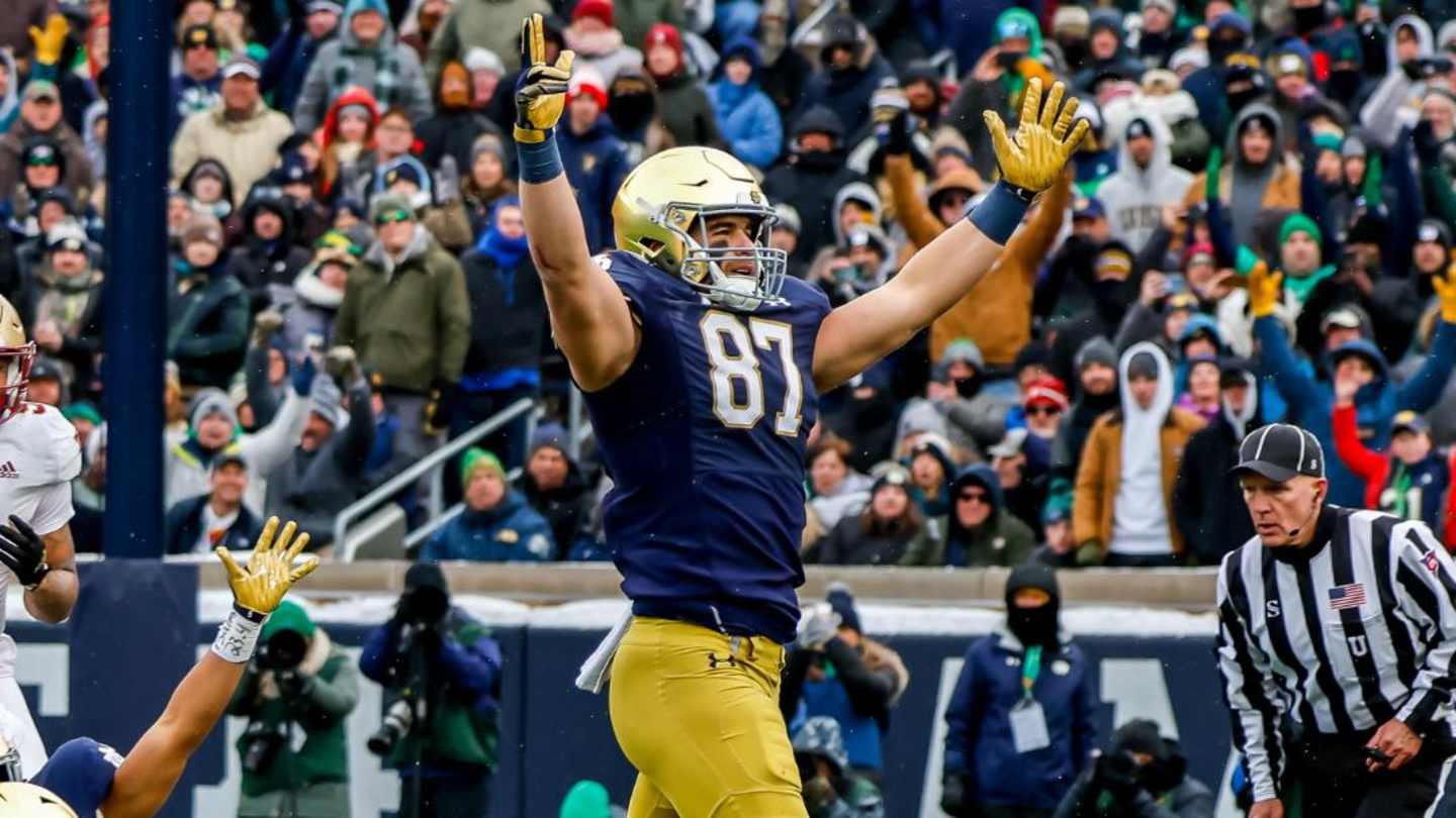 Las Vegas Raiders Draft Notre Dame Tight End Michael Mayer - Sports ...