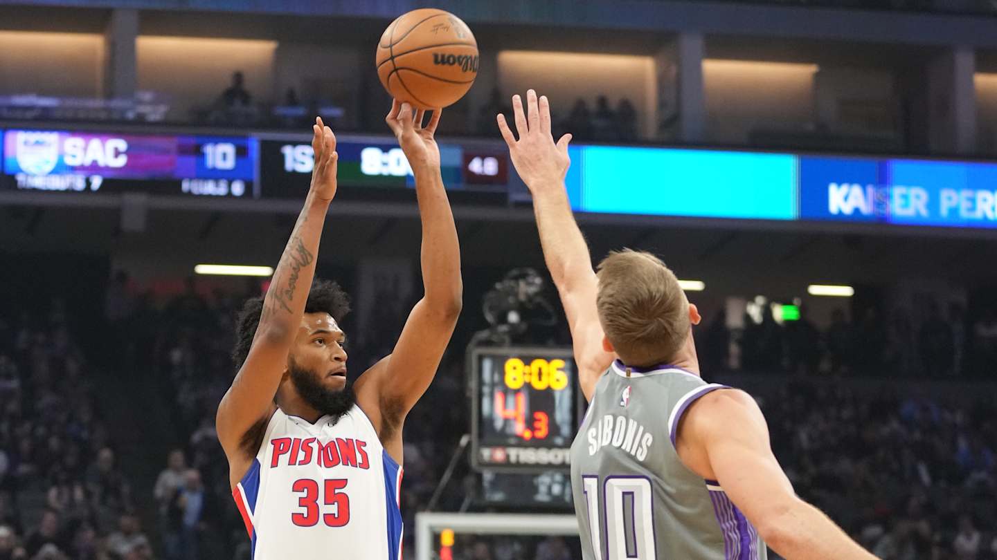 NBA crowd boos Duke basketball star repeatedly - Sports Illustrated ...