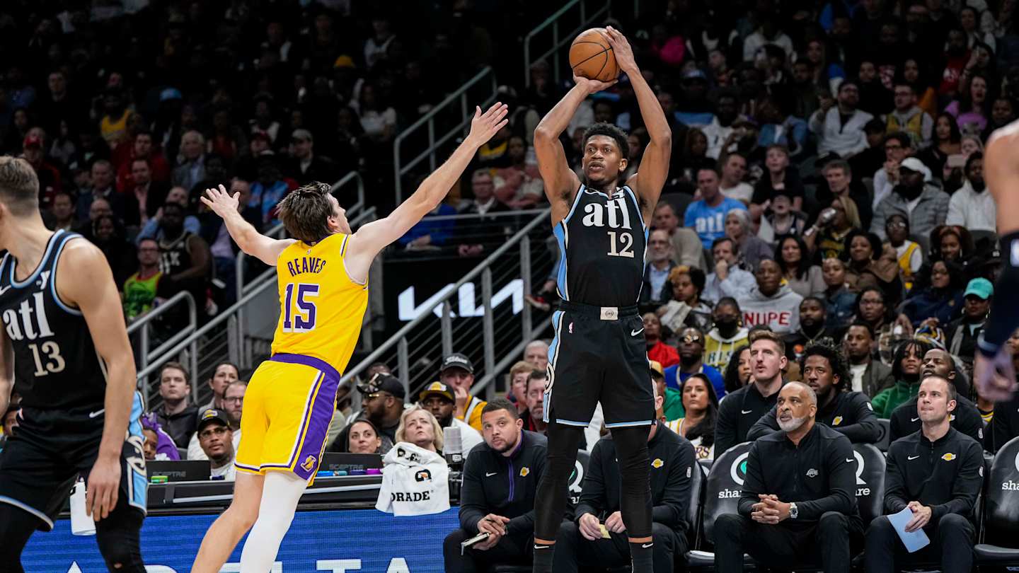 Quin Snyder and Trae Young are Thrilled to Have De'Andre Hunter Back ...