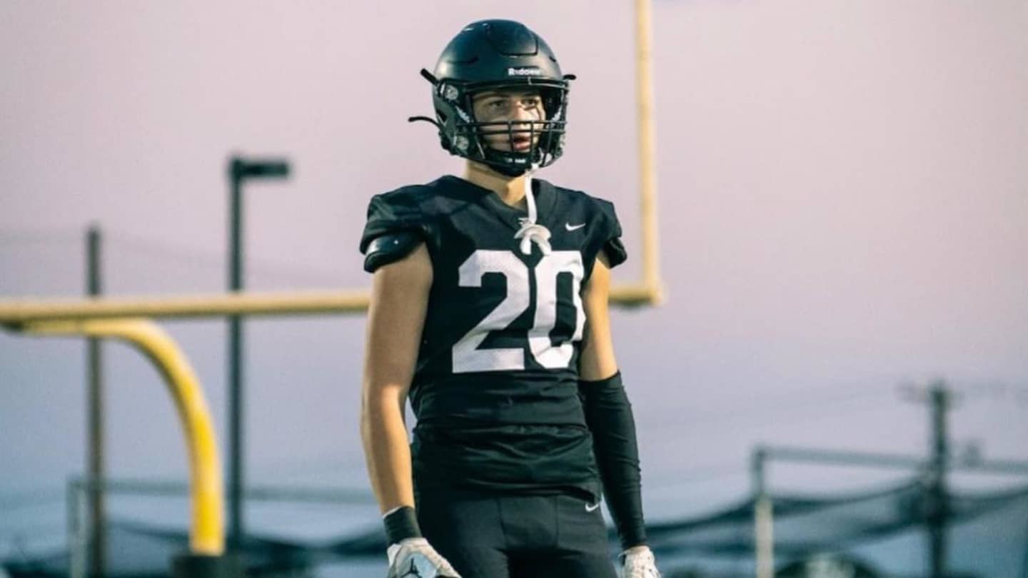 Notre Dame Checks In On Talented Tight End Brock Harris - Sports ...