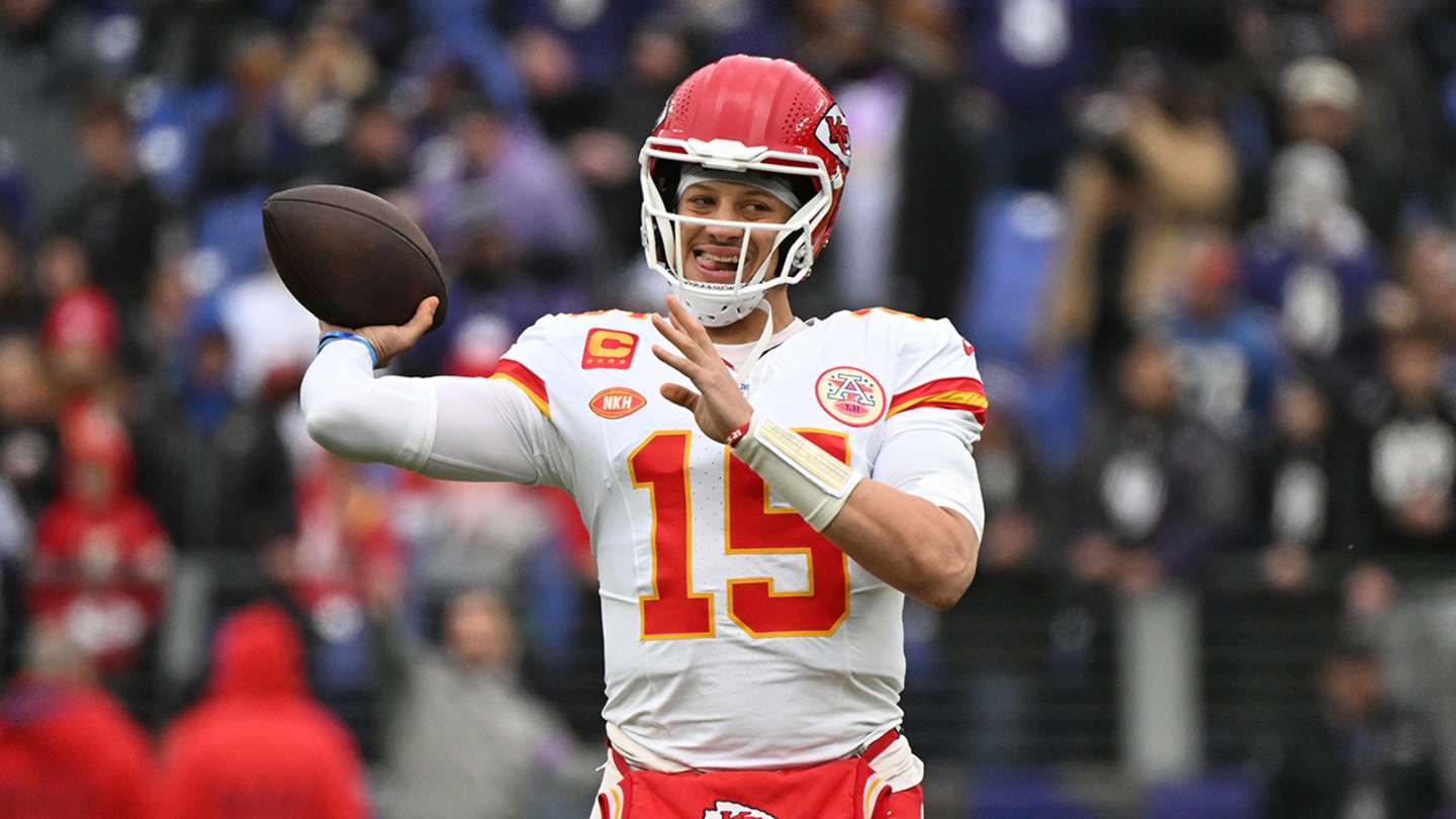 Mics Caught Patrick Mahomes’s NSFW Rallying Cry After Travis Kelce TD - Sports Illustrated
