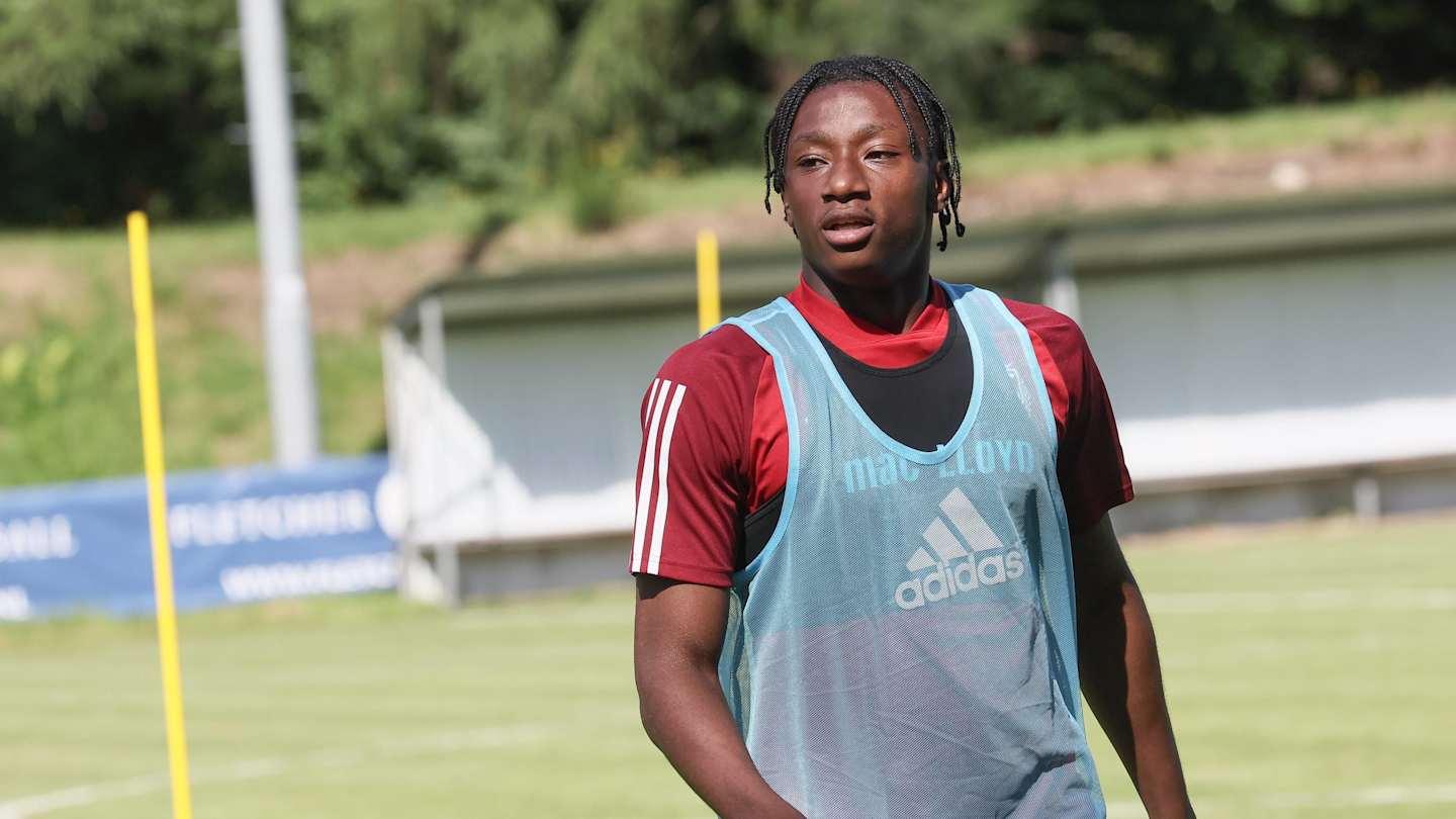 'Quick, skilful, willing to work hard' - Romaine Mundle excited by ...