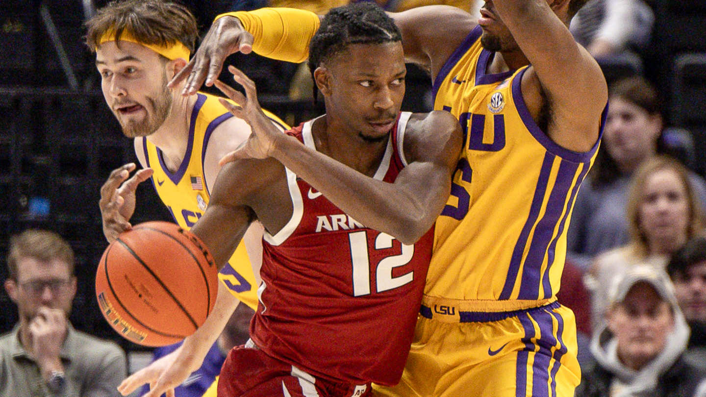 Razorbacks flat against LSU in early start with another 20-point loss ...