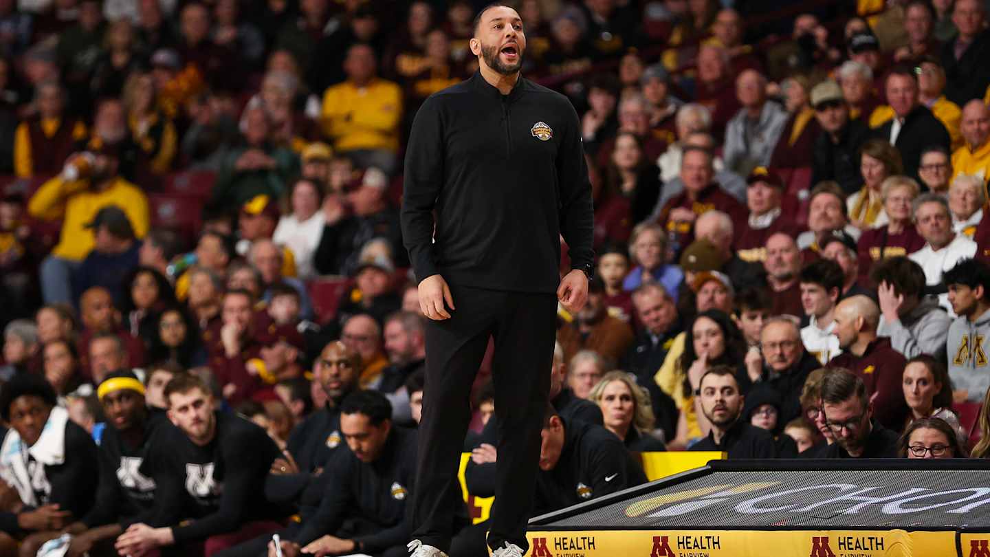 Pharrel Payne wins battle of bigs as Gophers beat Rutgers - Sports ...