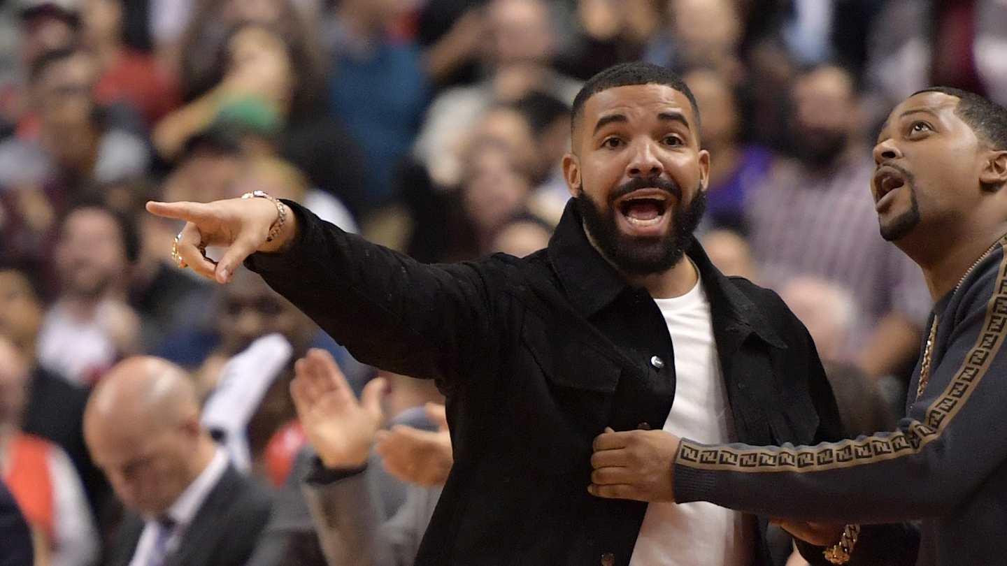 Drake’s Massive Super Bowl Bet Has NFL Fans Anticipating a 'Drake Curse ...