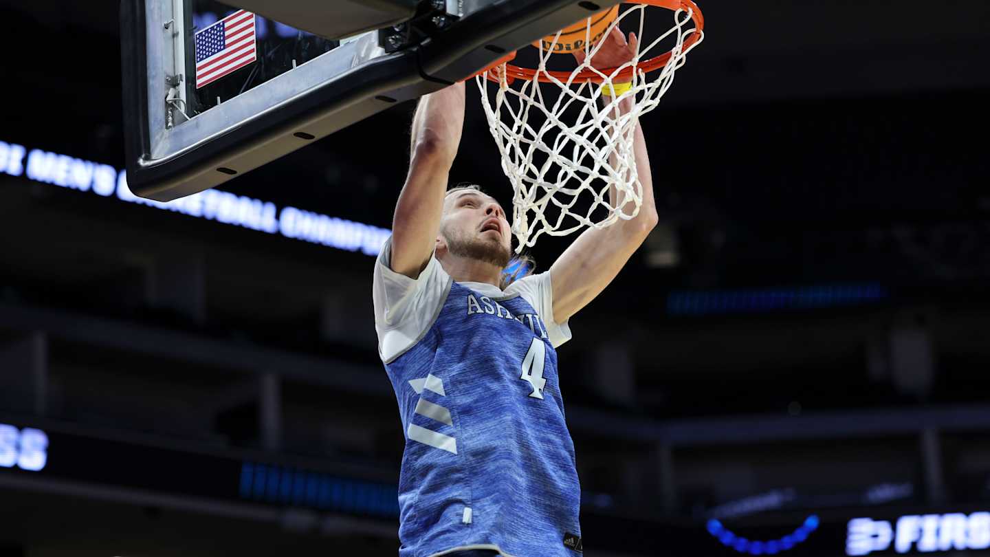 College Prospect Spotlight: UNC Asheville's Drew Pember - NBA Draft ...