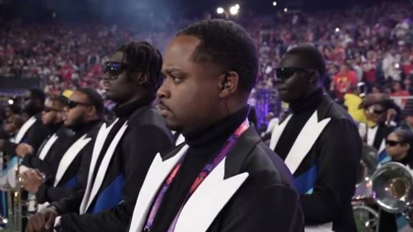 Jackson State's 'Sonic Boom Of The South' Marching Band Is Hot And In ...