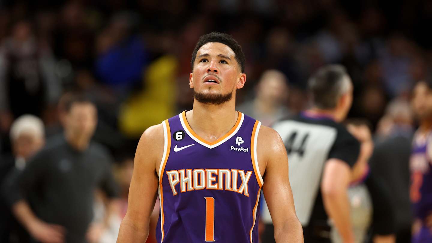BREAKING: Devin Booker Ejected From Pistons-Suns Game - Fastbreak on FanNation