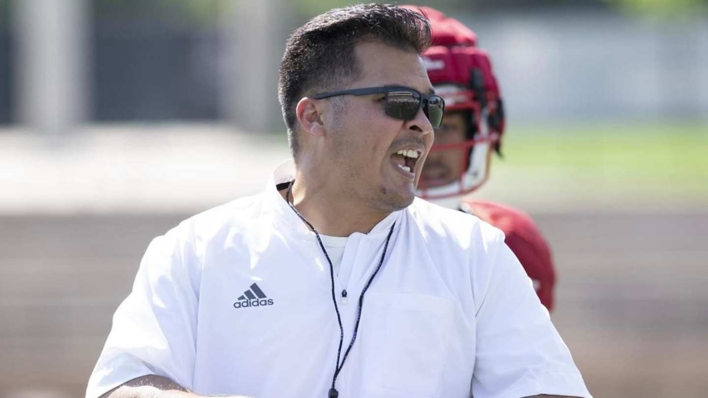 Fisch Completes UW Staff with Former Alabama Linebacker Coach - Sports ...