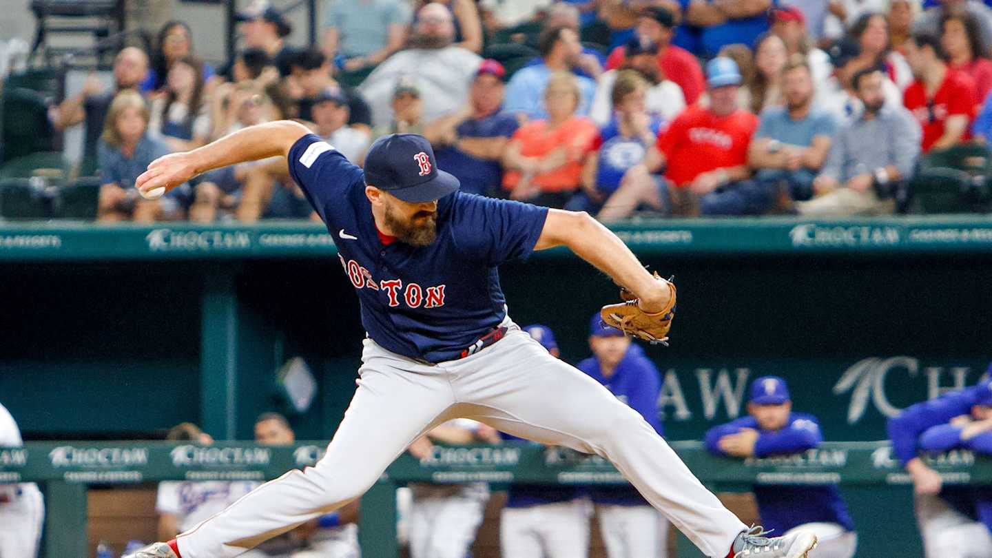 Kansas City Royals Acquire High-Leverage Reliever in Trade with Boston ...