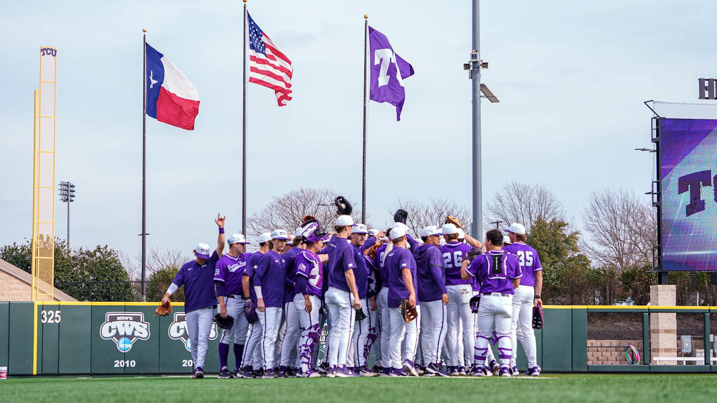 TCU Baseball: Stranded At Third? - Sports Illustrated TCU Killer Frogs ...