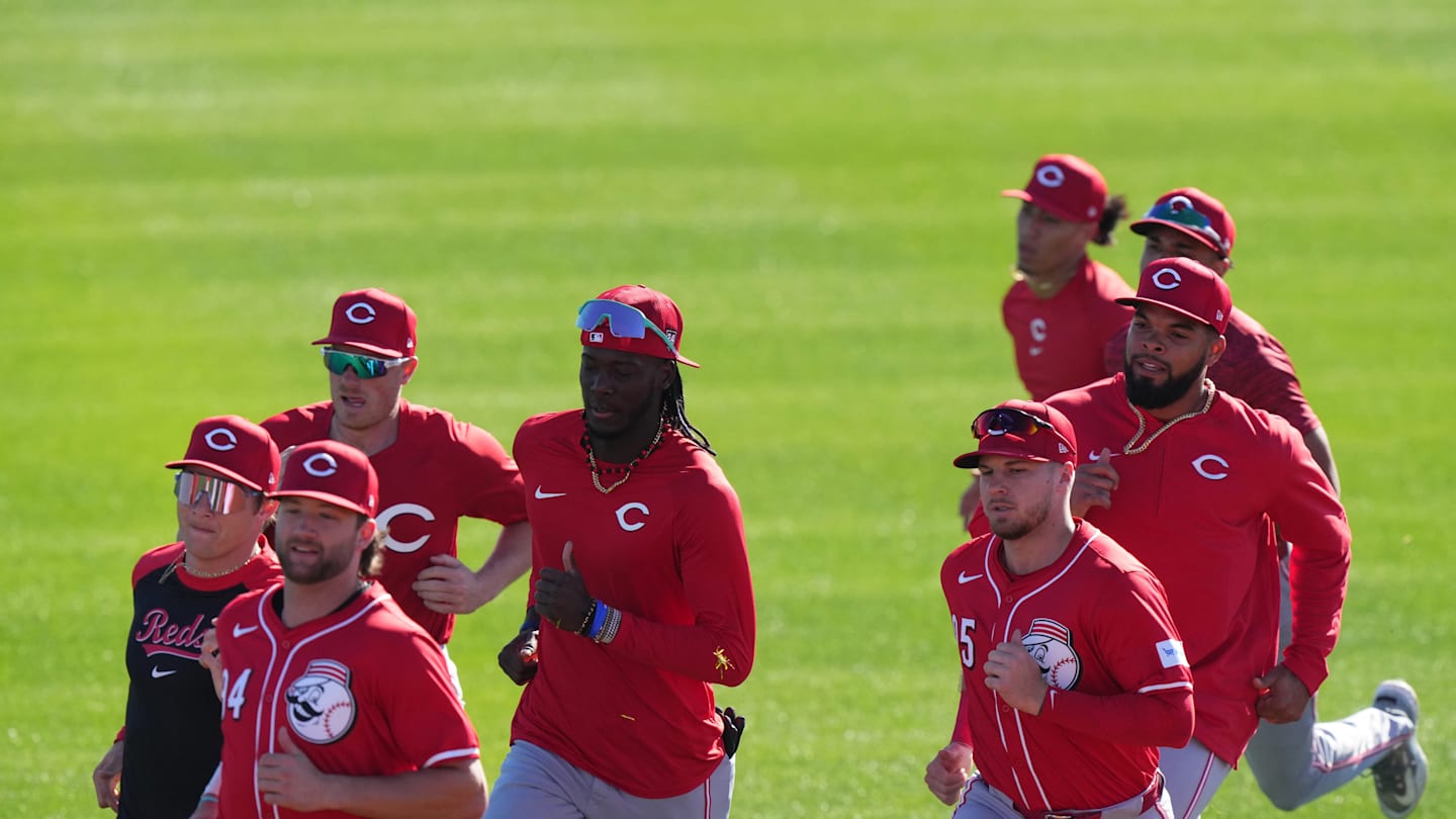 Edwin Arroyo Starting for Cincinnati Reds Against Los Angeles Angels ...