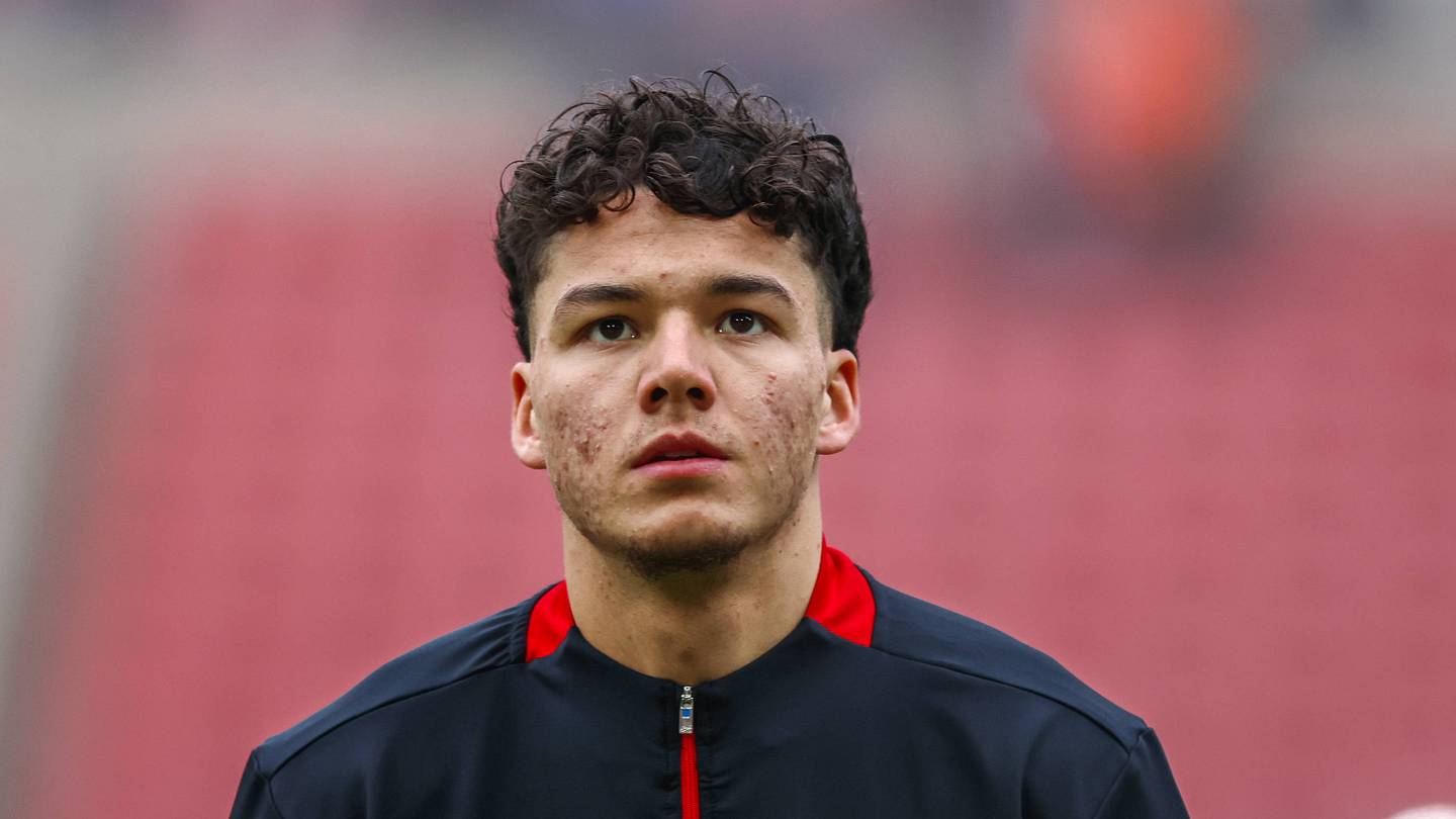 'More than deserves an opportunity' - Mike Dodds happy to give defender ...
