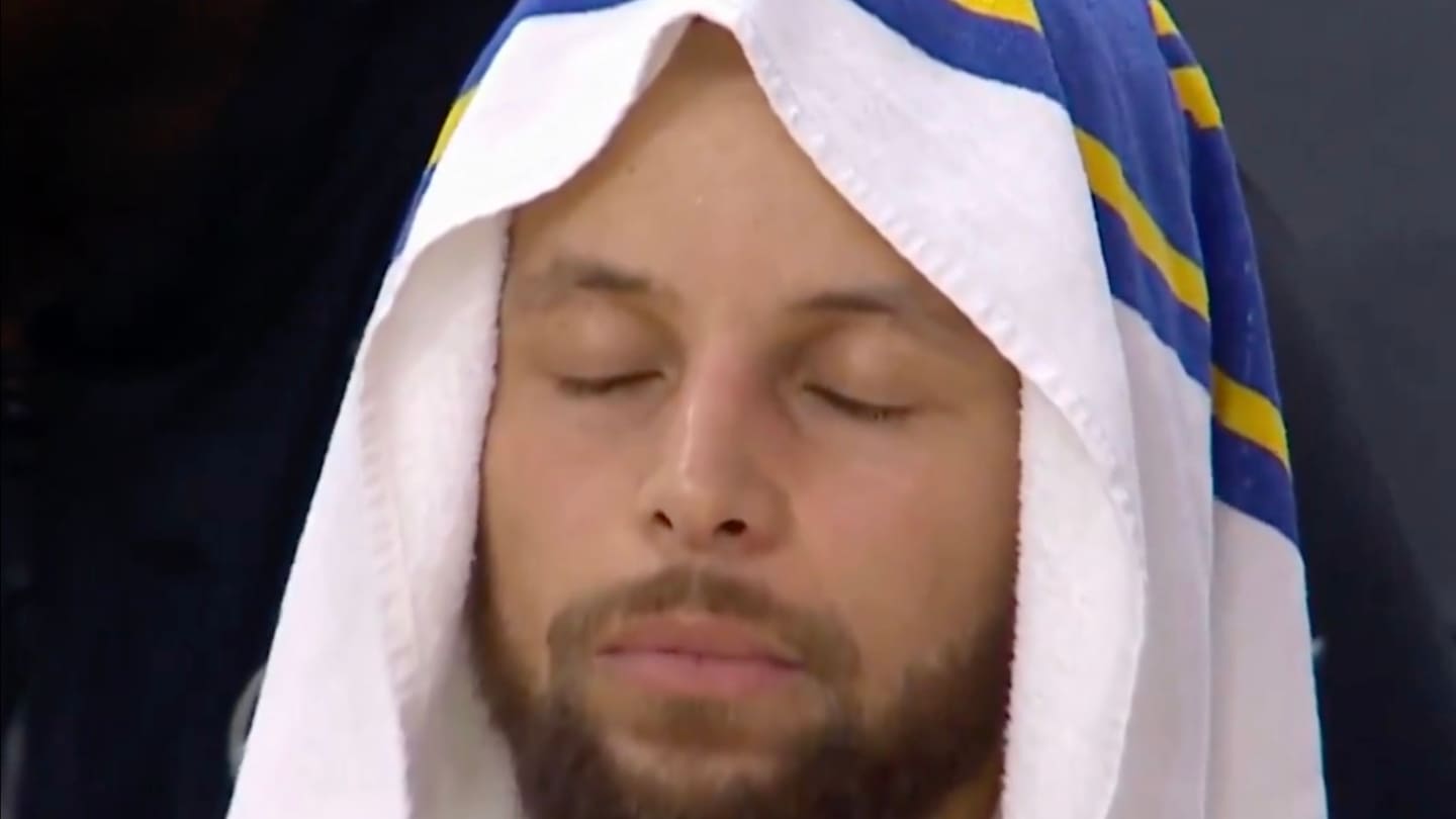 Steph Curry Became a Funny Meme During Warriors’ Loss to Nuggets ...