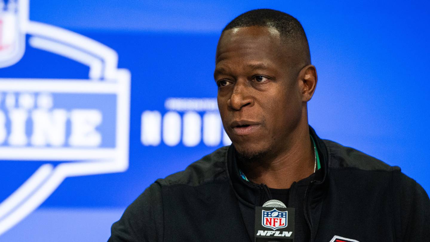 Raheem Morris Offers Brutally Honest Appraisal of Falcons’ QB Situation ...
