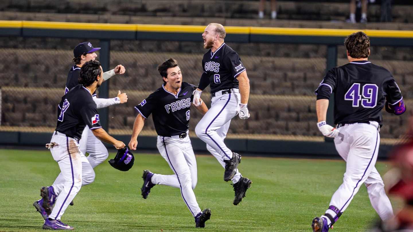 Baseball: TCU Downs Washington State on a Walk-Off in Extras - Sports Illustrated TCU Killer ...