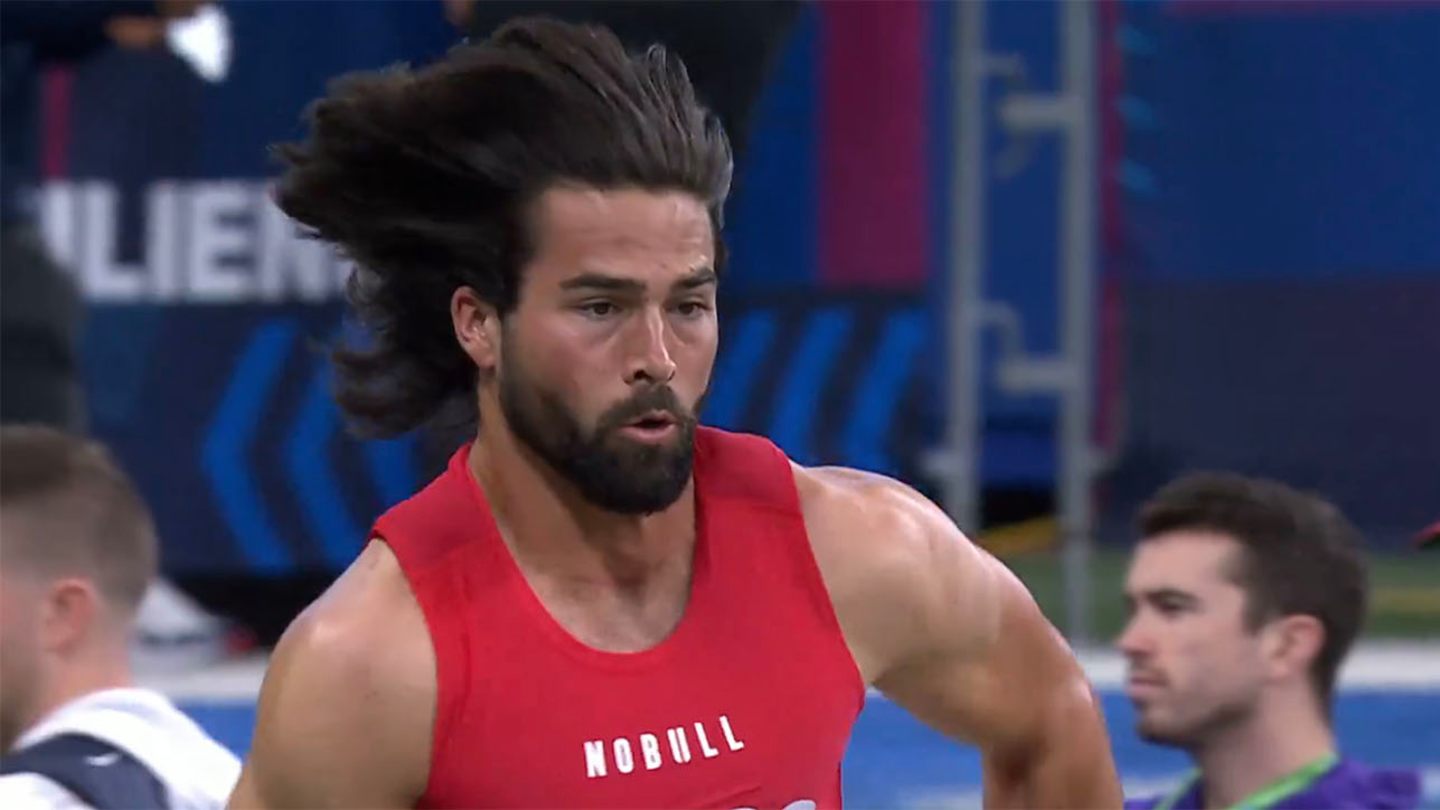 NFL Broadcaster Dropped Perfect One-Liner Describing Sam Hartman’s Hair ...