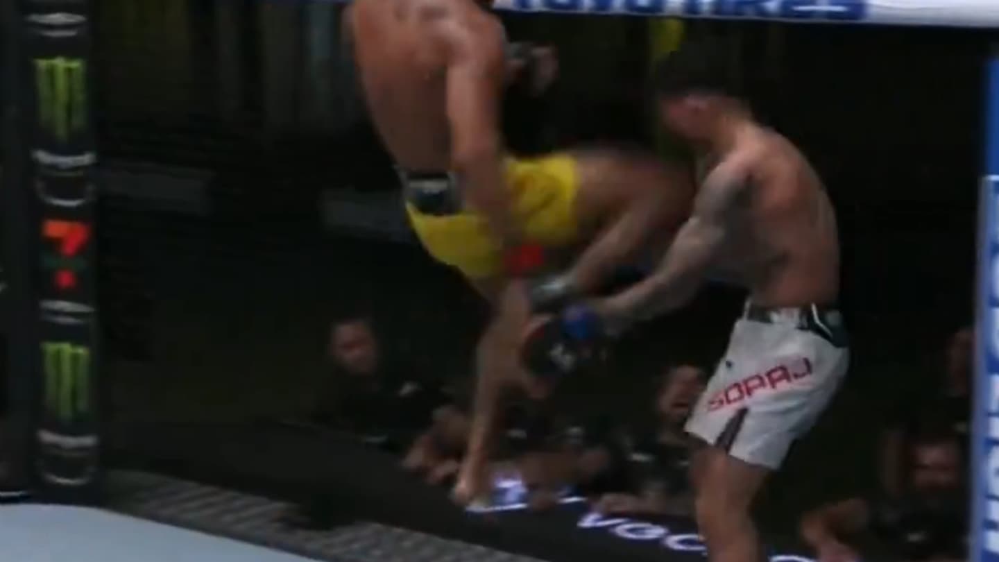 UFC News: Debut Fighter Scores Amazing Flying Knee Finish - Sports ...