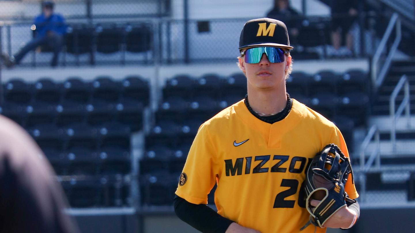 Missouri Baseball Splits Doubleheader against Purdue Fort Wayne with a ...