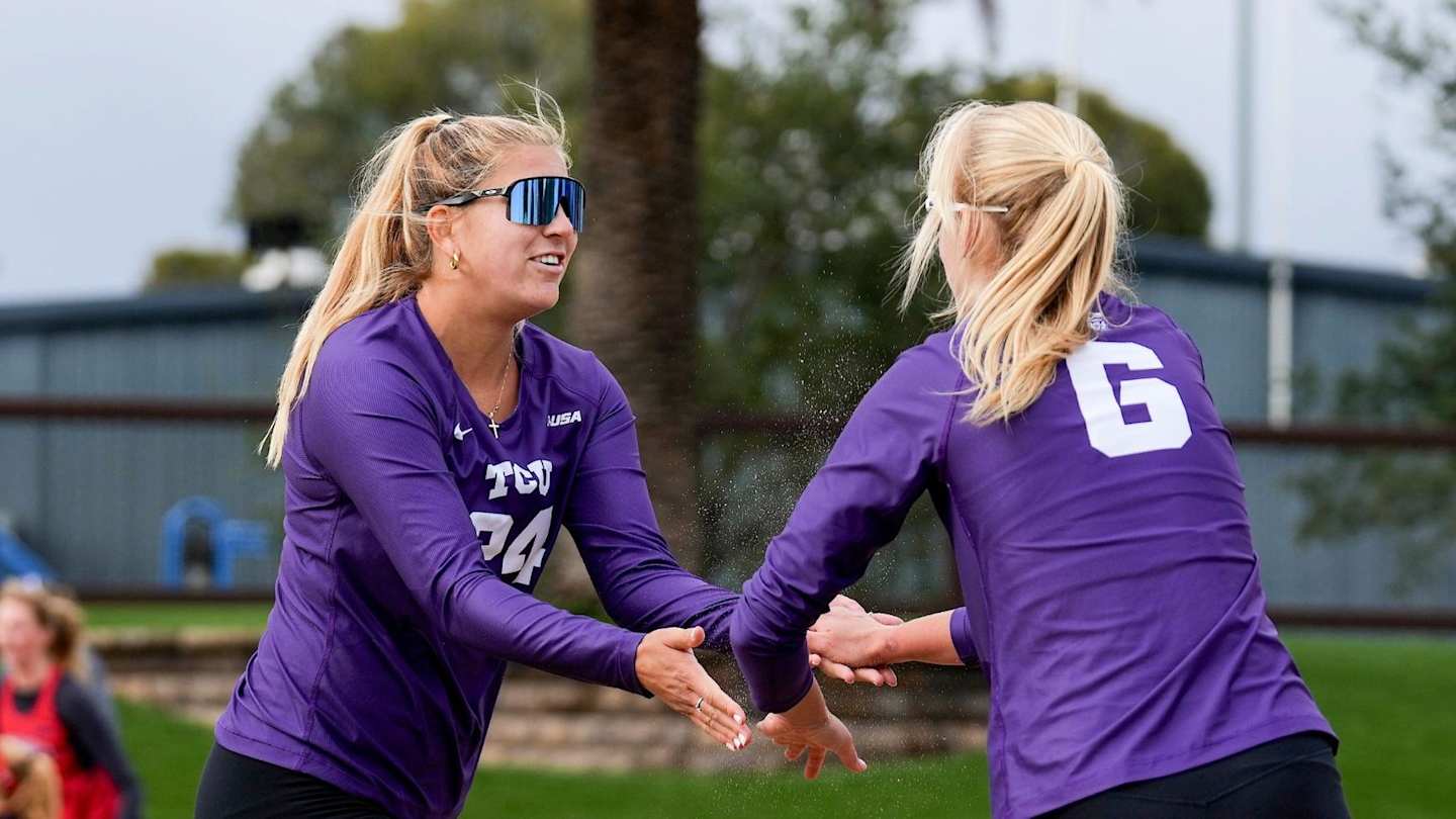 Beach Volleyball: No. 6 TCU Goes 3-1 in Battle Of The Bay Matches ...